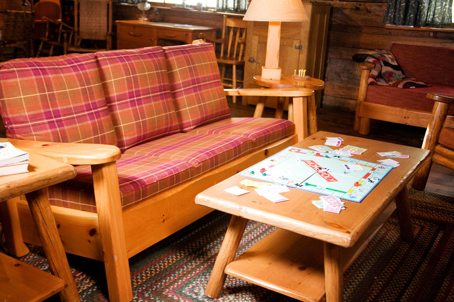 Pioneer Handcraft - Classic Canadian Cottage Furniture